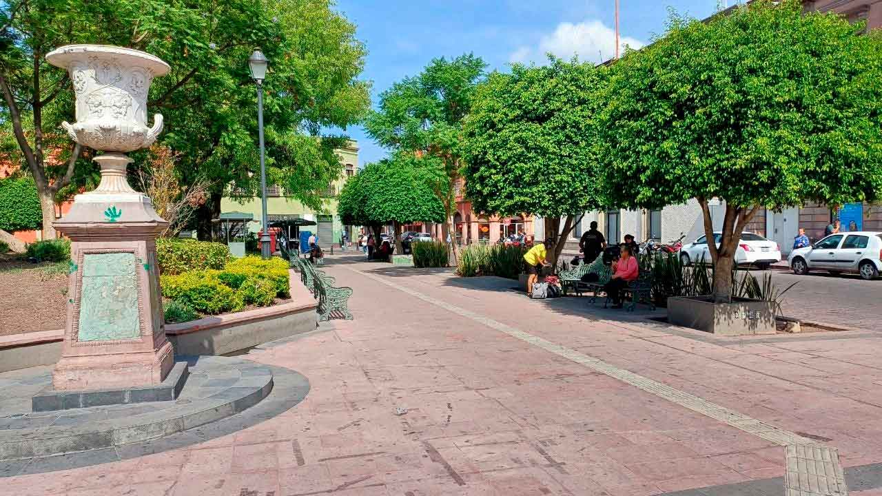 Libre de ambulantaje el Jardín Zenea en Querétaro | Radar de Centro