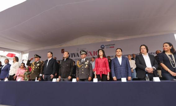 En Querétaro, se lleva a cabo el Desfile Cívico Militar por el CCXIV ...